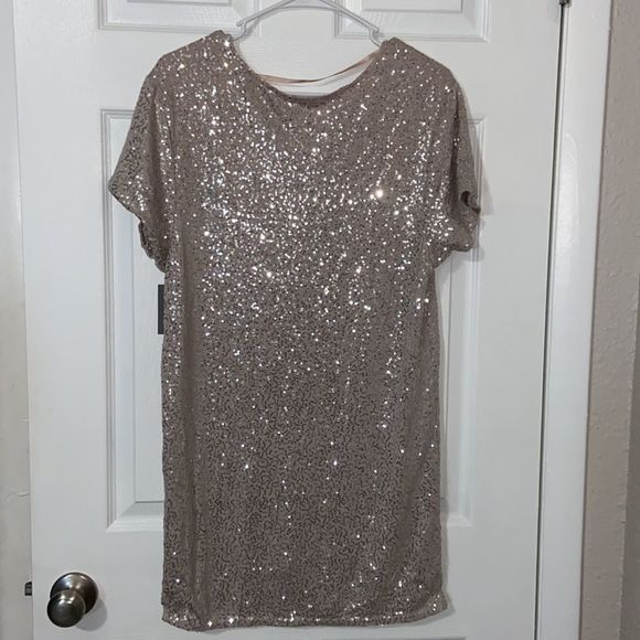 Victoria's Secret | Dresses | Victorias Secret Supermodel Essentials ...